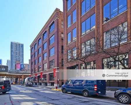 Chicago, IL Commercial Real Estate for Lease and Sale