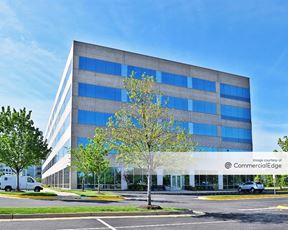 Quantum Park E1 - 22001 Loudoun County Parkway, Ashburn, VA 20147