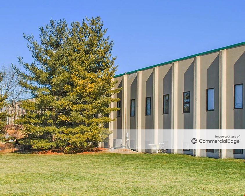 800 Corporate Center - 800 West 5th Avenue, Naperville, IL 60563