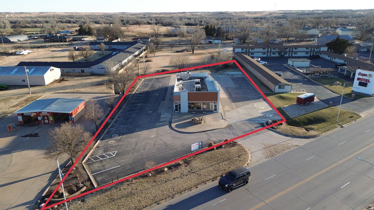 Former McDonald's Available at Auction - 1123 E Us Highway 54, Kingman ...