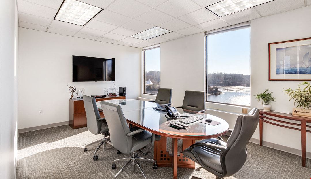 33 Riverside Ave, Westport, CT 06880 | PropertyShark.com