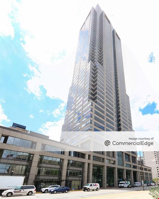Salesforce Tower Building - 111 Monument Cir, Indianapolis, IN 46204