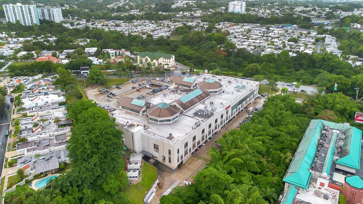 Galería Paseos | Retail Spaces for Lease - 100 BOULEVARD DE LA FUENTE ...