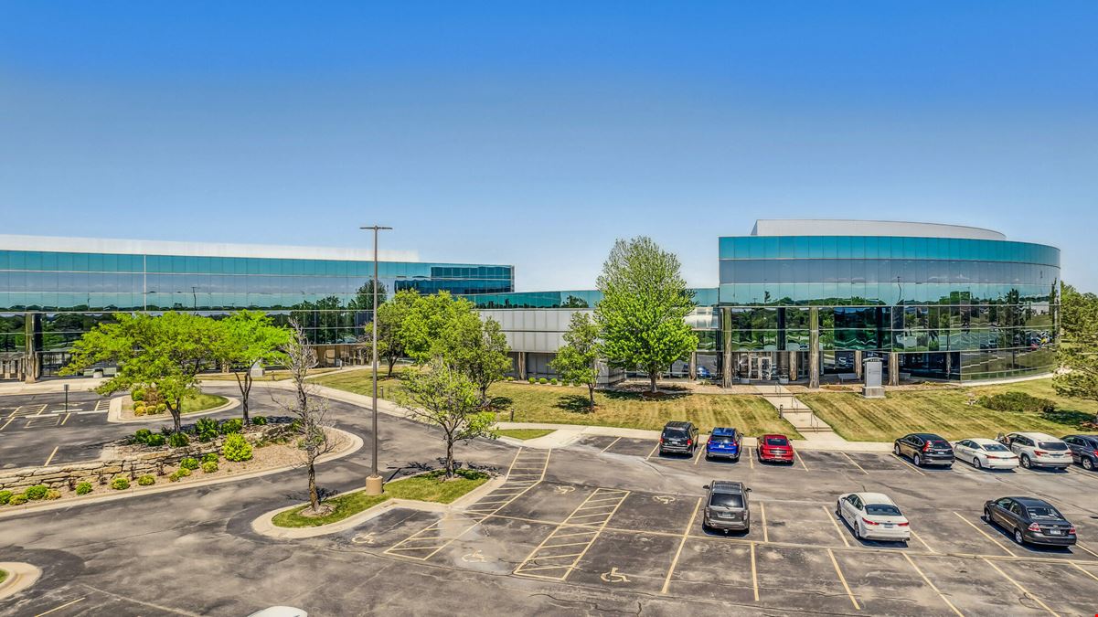Thorn Office Building - 8200 E Thorn Drive, Wichita, KS 67226