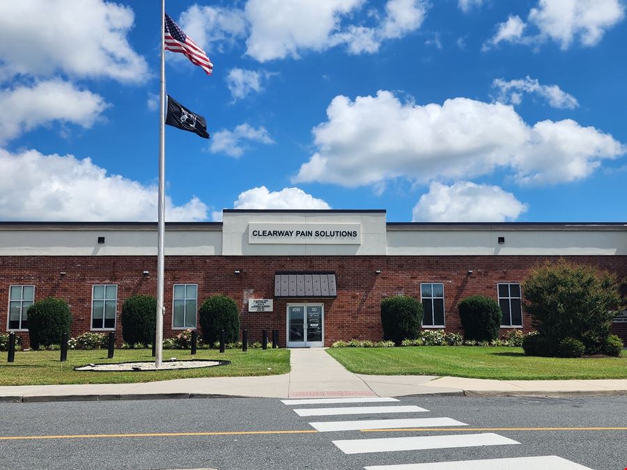 Blue Hen Corporate Center & Retail Pad Sites - 655 S Bay Rd, Dover, DE ...