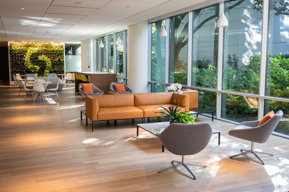 Parkside Tower at 3500 Maple - 3500 Maple Ave., Dallas, TX 75219