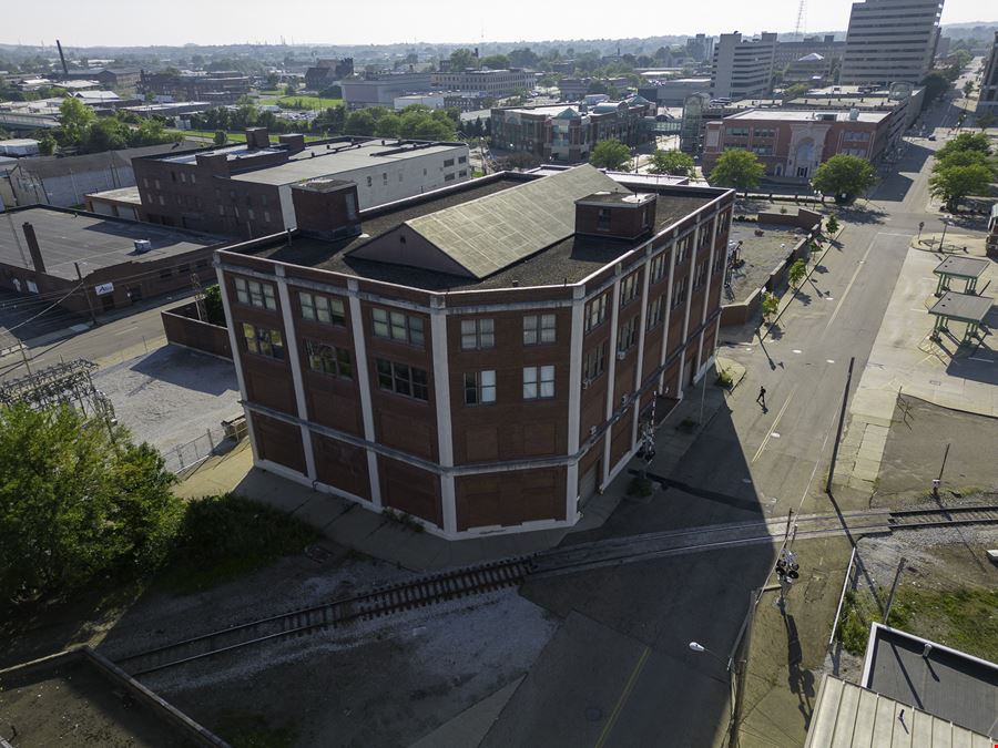 Former AEP Building - 606 2nd Street Southeast, Canton, OH 44702