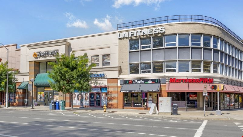 Ridgeway Shopping Center - 2135-2715 Summer St, Stamford, CT 06905