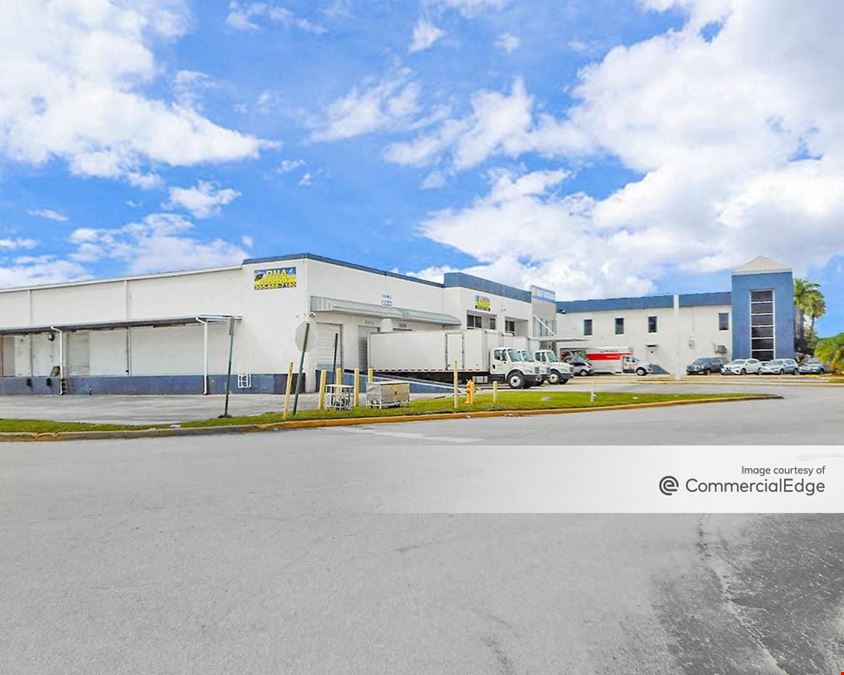 Miami Airport Center - 7500 NW 25th Street, Miami, FL 33122