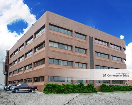 Rochester, NY Commercial Real Estate for Lease and Sale - 64 Properties