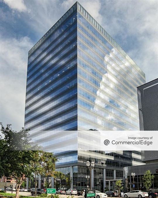 Centene Plaza Building B - 7700 Forsyth Blvd., Clayton, MO 63105