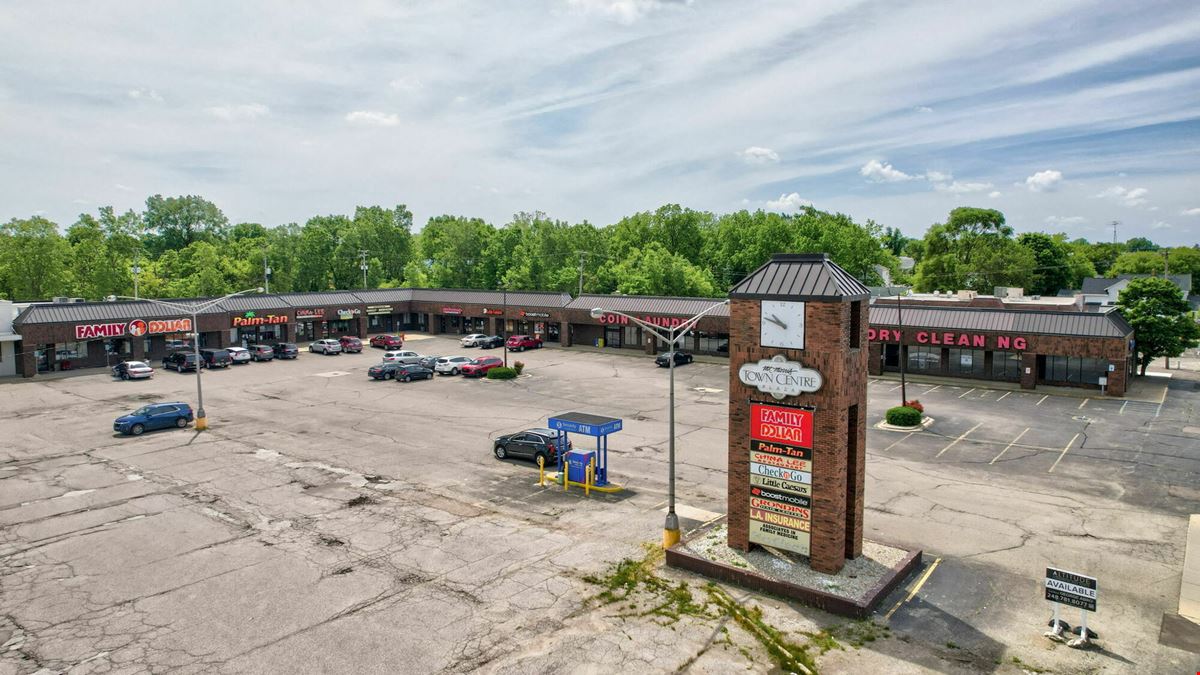 MT. MORRIS TOWN CENTRE PLAZA - 11956-11966 Saginaw Street, Mount Morris ...