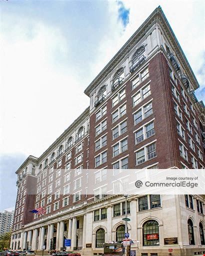 Philadelphia, PA Commercial Real Estate for Lease and Sale - 604 Properties