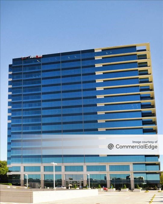 2002 Perimeter Summit - 2002 Summit Blvd, Atlanta, GA 30319