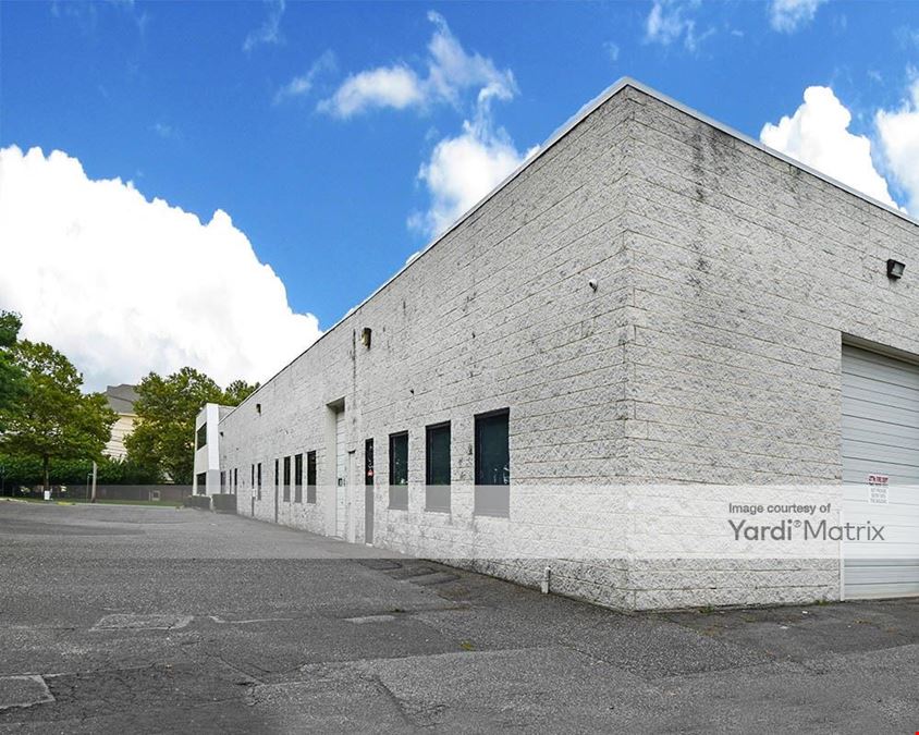 620 Johnson Avenue, Bohemia, NY 11716 | PropertyShark.com