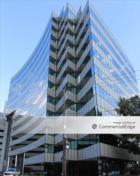 Phoenix Tower - 3200 Southwest Freeway, Houston, TX 77027
