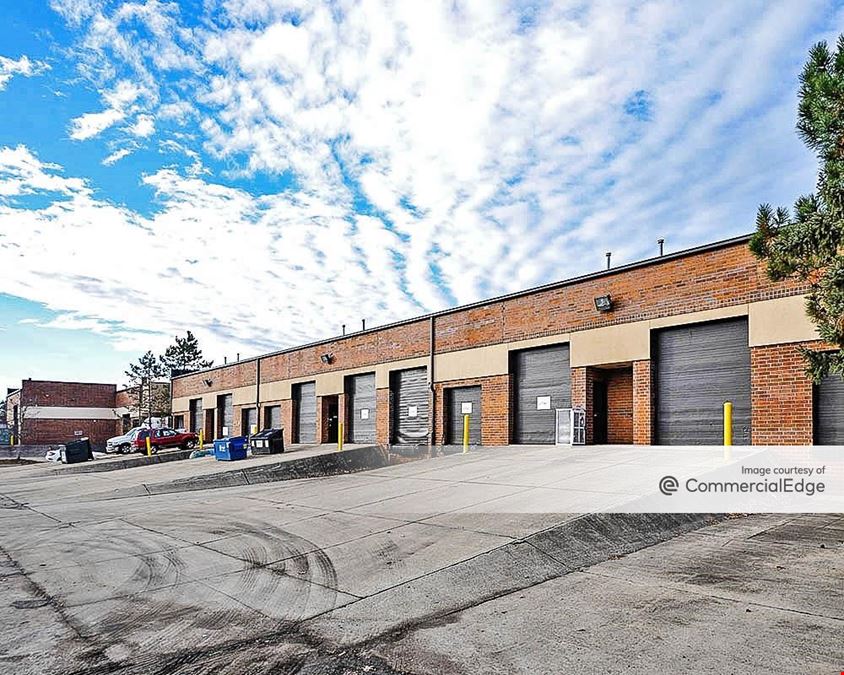 Engle Lake Business Center - 6925 Engle Road, Middleburg Heights, OH 44130