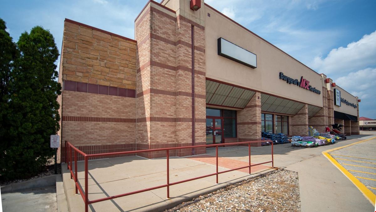 Crossroads Shopping Center | National Anchor Retail Opportunity - 1201 ...