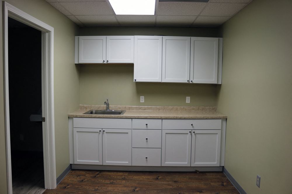 Industrial property in Omaha, NE - 1818 N 203rd Street, Omaha, NE 68022