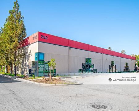 Tracy, CA Industrial & Warehouse Spaces for Rent