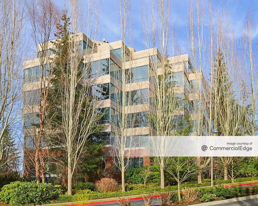 Carillon Point - 3000 Building - 3000 Carillon Point, Kirkland, WA 98033