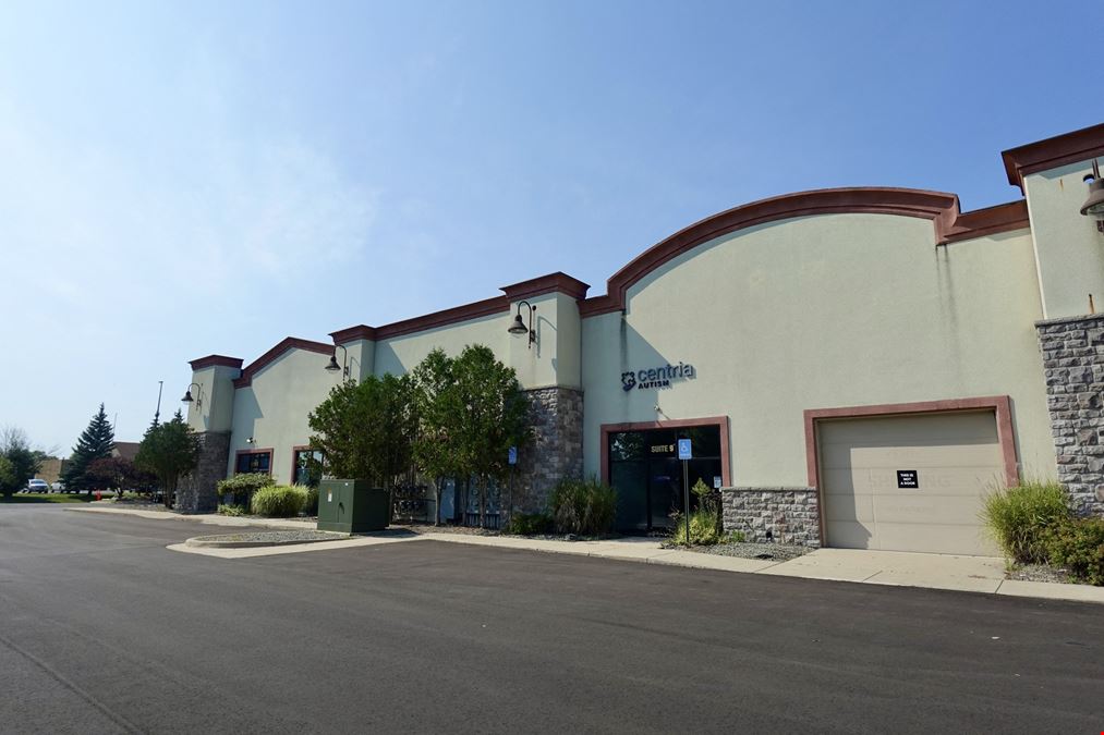 Office / Warehouse Space - 3995 Fashion Square Blvd, Saginaw, MI 48603