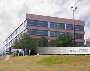 Burnett Plaza - 801 Cherry Street, Fort Worth, TX 76102