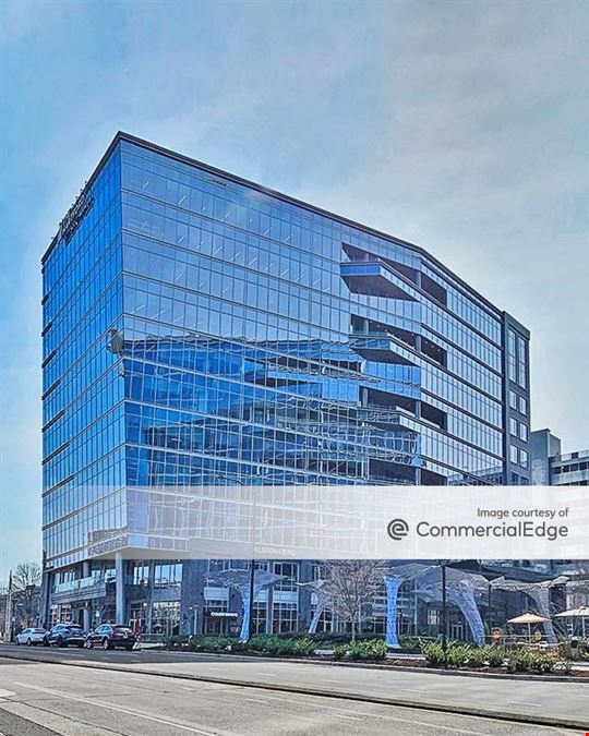 Vantage South End - East Tower - 1120 South Tryon Street, Charlotte, NC ...