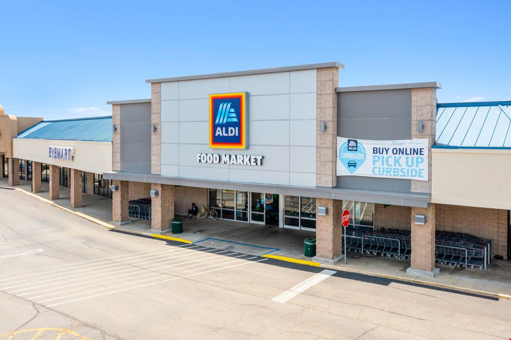 Aldi & Eyemart Express at Parkway Pointe - 3425 Freedom Dr, Springfield ...