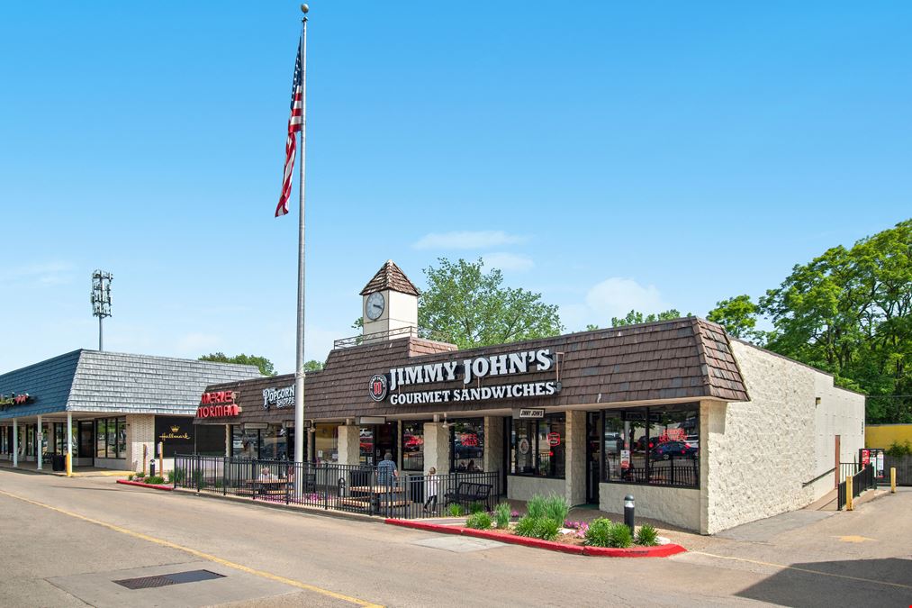 Freestanding Multi-Tenant Retail Building with Drive-Thru | Jimmy John ...