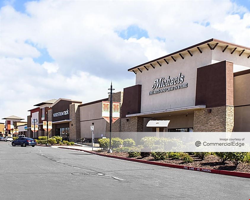 Creekside Town Center - 1232 Galleria Blvd, Roseville, CA 95678