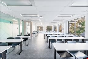 30 St. Clair Avenue West, Toronto, ON 431 | PropertyShark.com