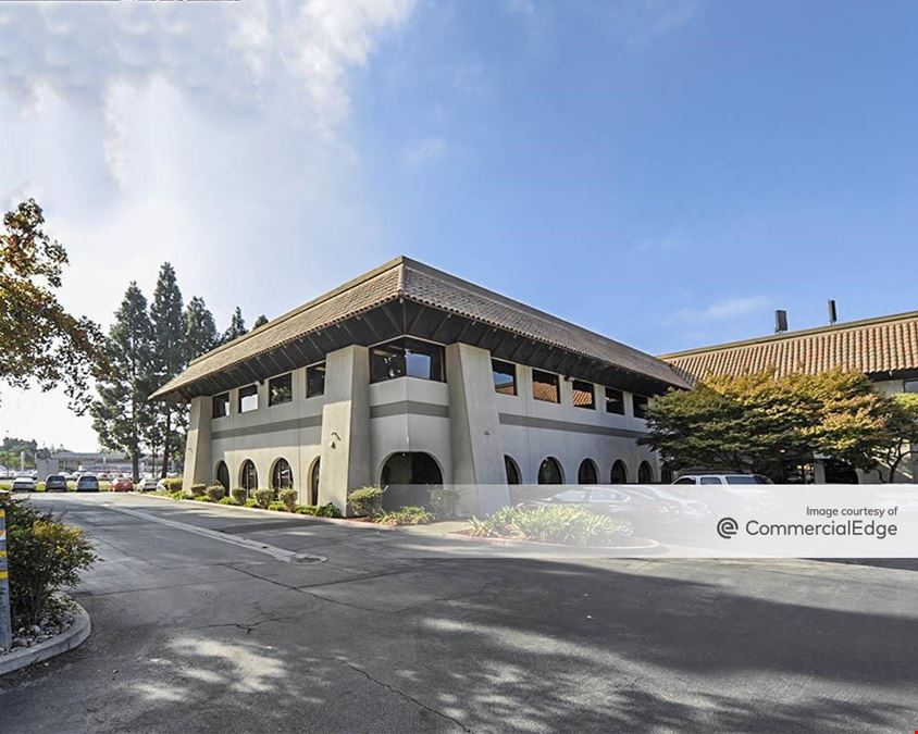 Almaden Center II - 3150 Almaden Expwy, San Jose, CA 95118