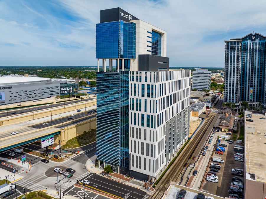 Truist Plaza - 333 South Garland Avenue, Orlando, FL 32801
