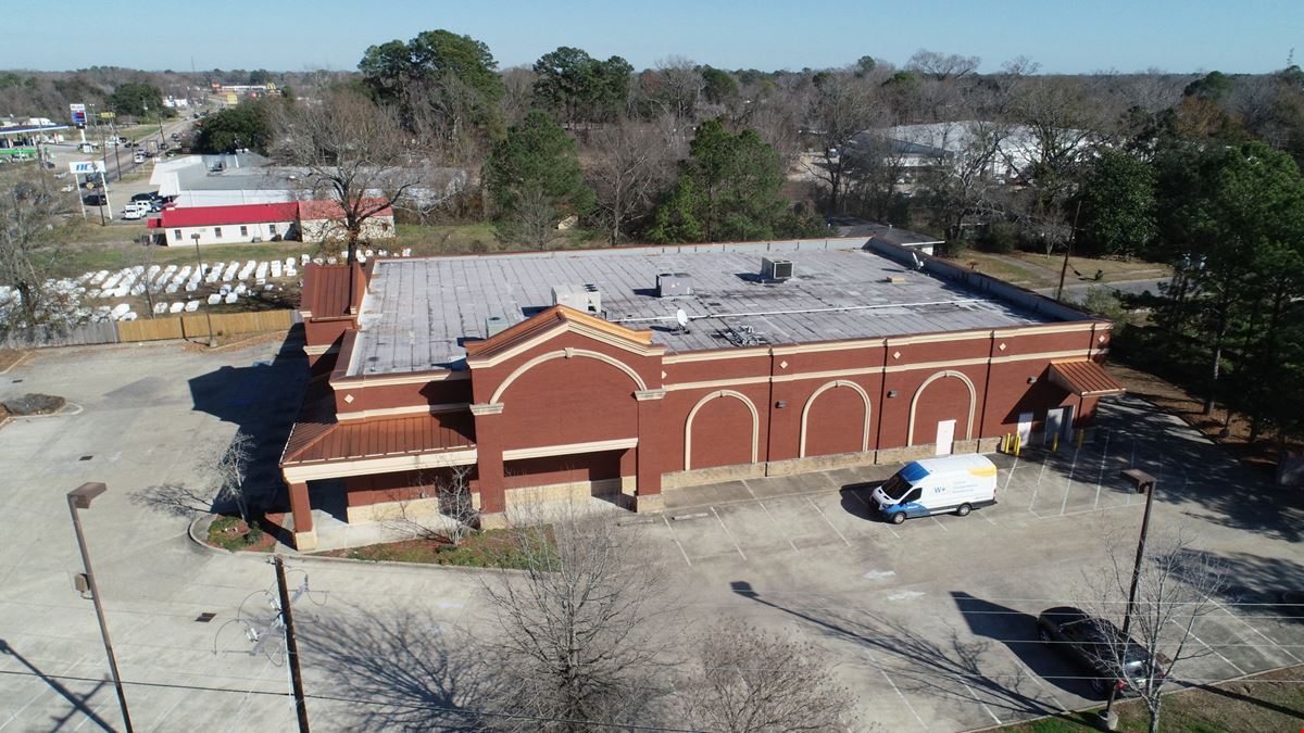 Former CVS For Sale or Lease - 9006 Greenwell Springs Rd, Baton Rouge ...