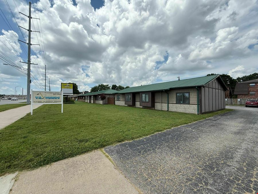 884 SF Office / Retail Building on Fremont & Battlefield - 2833 S ...